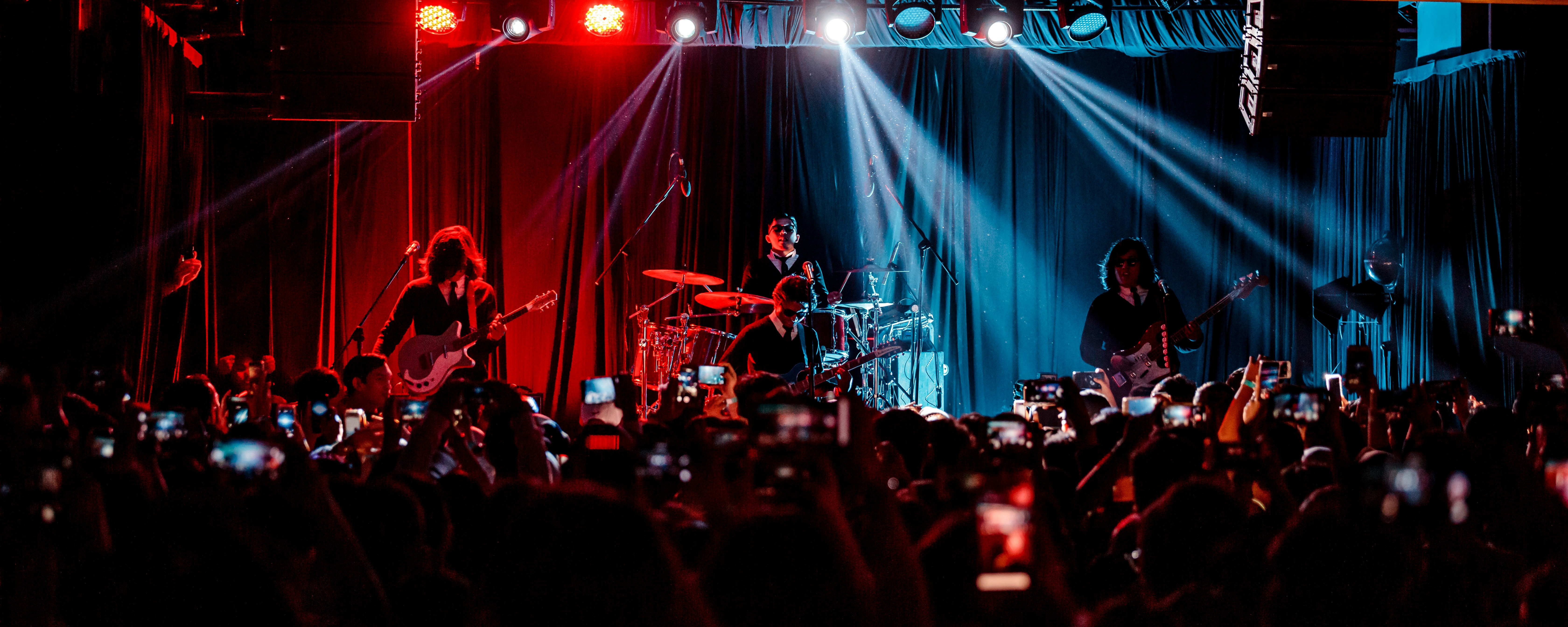 12 Performing Live Stage Presence Tips for Musicians
