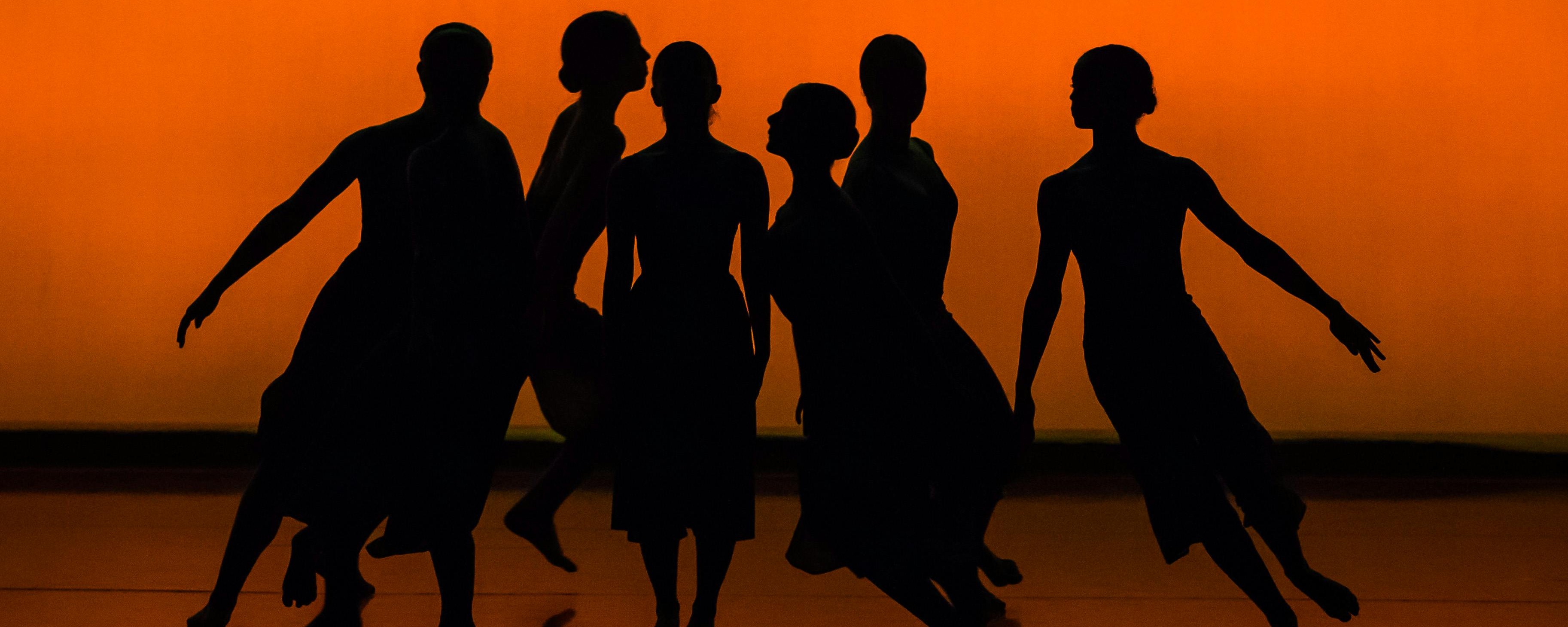 What Is Stage Presence and How to Improve It?