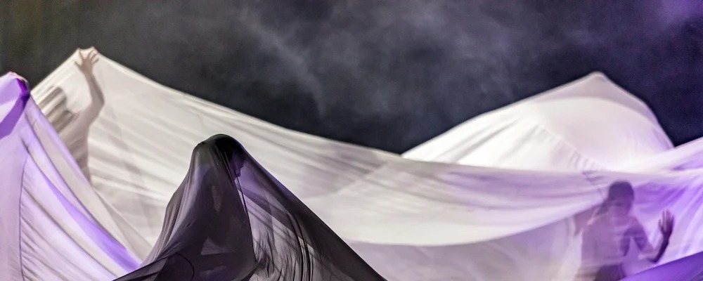 Monologue Versus Soliloquy: What’s the Real Difference?