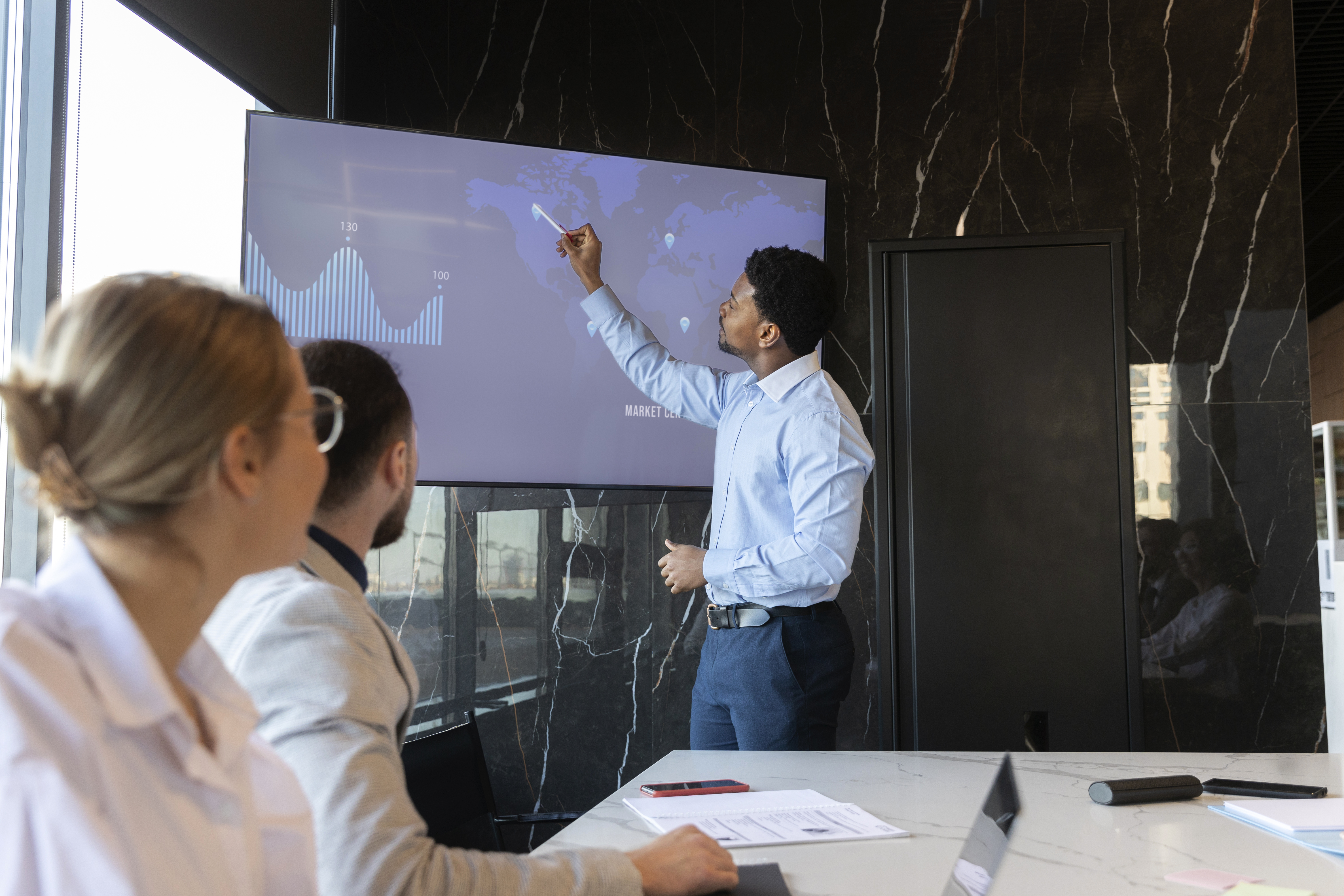 How to Pitch to Film Investors: A Practical Guide