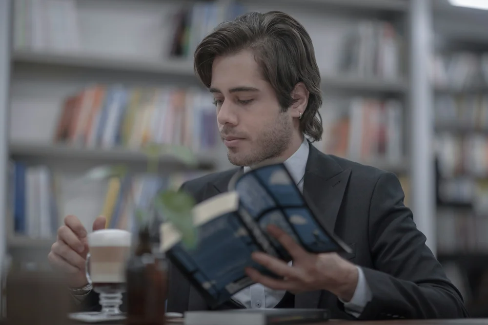 What Is Commercial Fiction? A Quick and Simple Guide