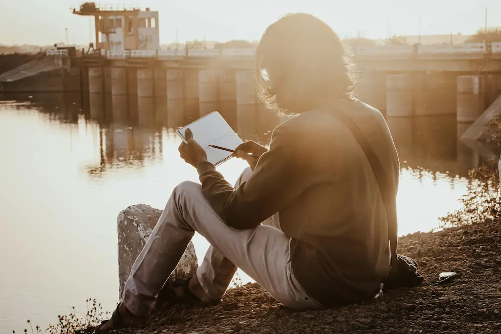 12 Query Letters That Worked: Real Examples for Writers