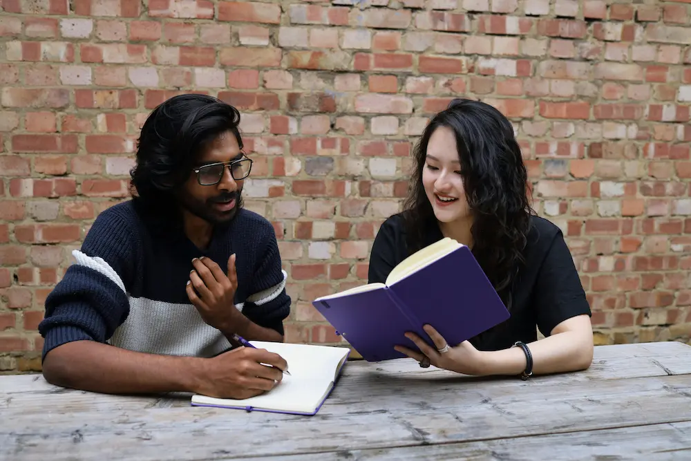 What Is the Meaning of Realistic Fiction? Simple Guide